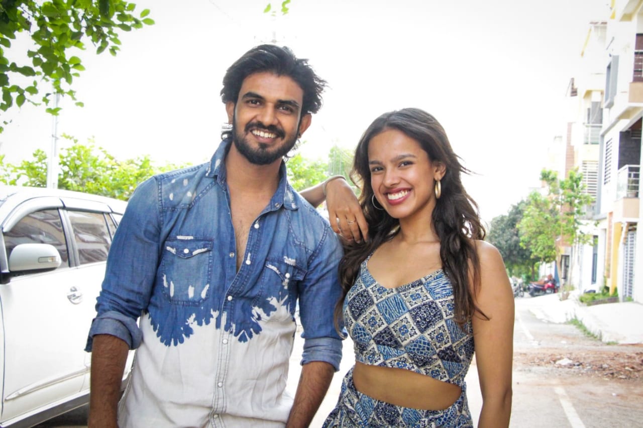 ವೀರ ಮದಕರಿ ಬಾಲನಟಿ ಈಗ ನಾಯಕಿ.. ಸ್ಮೈಲ್ ಗುರು ರಕ್ಷಿತ್ ಗೆ ಜೋಡಿಯಾದ ಜೆರುಶಾ. | Cini Suddi